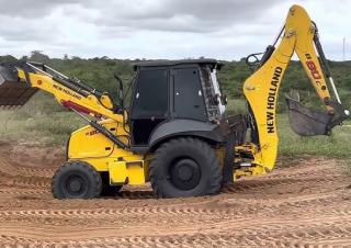 New Holland B80C Backhoe Loader Specs & Dimensions (2022 - 2026 ...