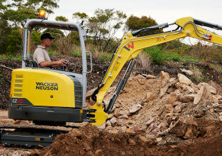 Wacker Neuson EZ25 excavator specs & dimensions (2023 - 2025) | Diggers ...