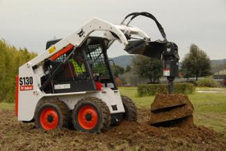 Bobcat S 130 Skid Steer Specs & Dimensions (2004 - 2013) | LECTURA Specs