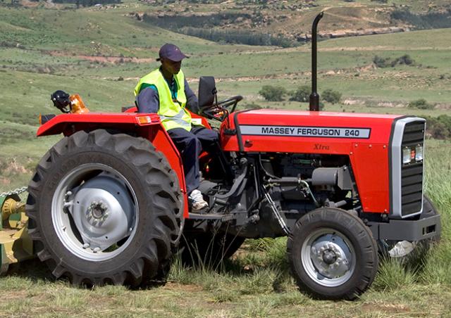 Massey Ferguson MF 240 Xtra 2WD Tractor Specs & Dimensions (2018 - 2025 ...
