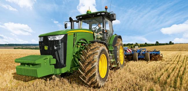 John Deere 8245 R 4WD Tractor Specs (2010 - 2012) | LECTURA Specs