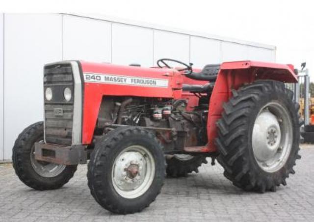 Massey Ferguson 240 4WD Tractor Specs & Dimensions (1980 - 1999 ...