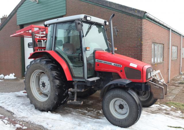 Massey Ferguson MF 4225 LPF 4WD Tractor Specs & Dimensions (1997 - 2001 ...