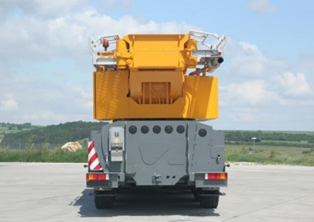 Liebherr LTM 1200-5.1 crane - load chart, specs & dimensions (2006 ...