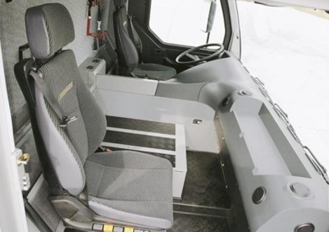 Liebherr LTM 1350-6.1 crane - load chart, specs & dimensions (2010 ...