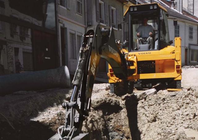 Volvo BL 61 Plus Backhoe Loader Specs & Dimensions (2006 - 2011 ...