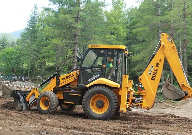 Bull HD96 4WD Backhoe Loader Specs & Dimensions (2018 - 2025) | LECTURA ...