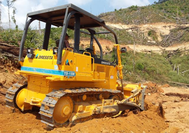 Dressta TD 15 M Specifications & Technical Data (2004-2006) | LECTURA Specs