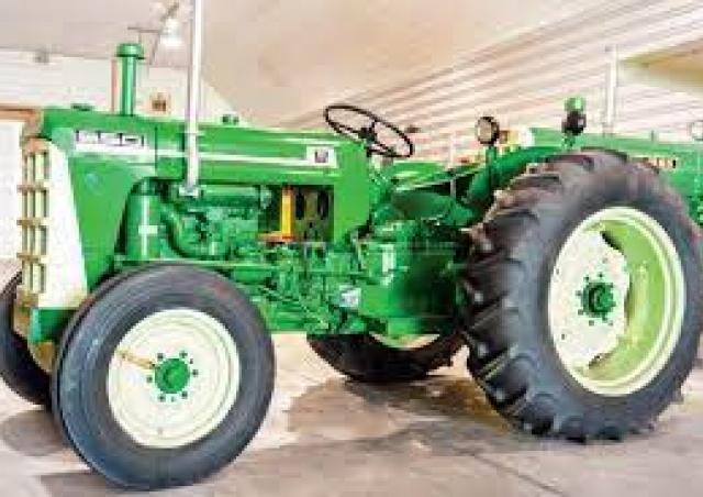 Oliver 550 Specifications & Technical Data (1958-1975) | LECTURA Specs