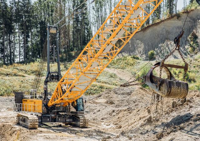 Liebherr HS 8200 crane - load chart, specs & dimensions (2019 - 2025 ...