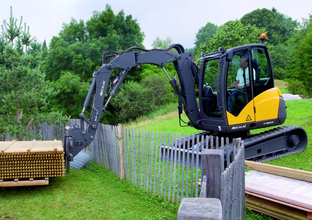 Mecalac 6MCR excavator specs & dimensions (2013 - 2020) | Diggers ...