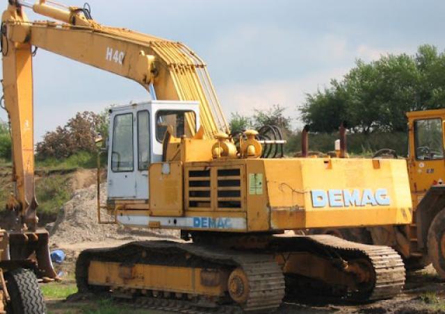 Demag H 40 excavator specs (1987 - 1993) | Diggers | LECTURA Specs