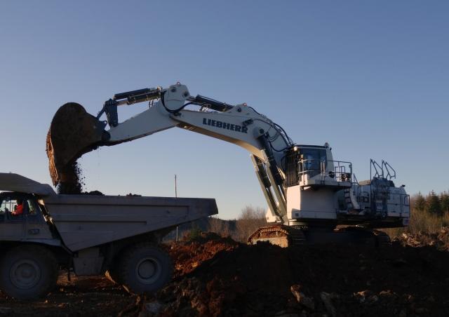 Liebherr R 9150 B excavator specs (2019 - 2024) | Diggers | LECTURA Specs