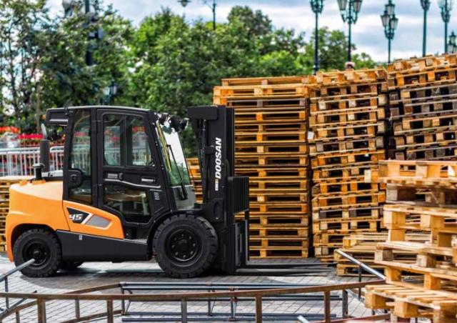 Doosan D45S-9 diesel forklift specs (2021 - 2024) | Lift trucks ...