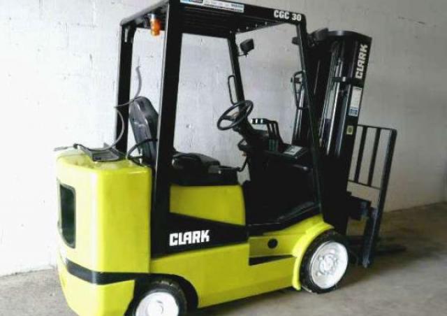 Clark CGC 30 LPG forklift specs & dimensions (1997 - 2003) | Lift ...