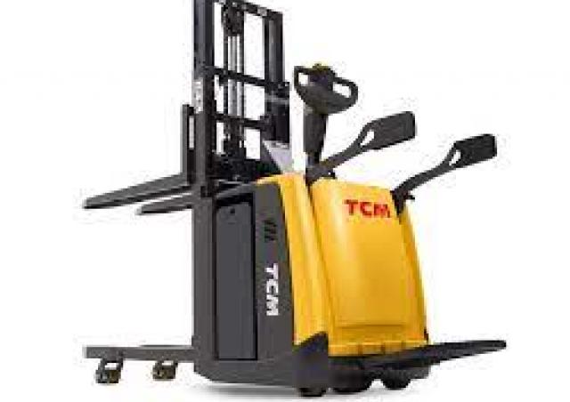 TCM SRS Sit down rider pallet stacker specs & dimensions (2021 - 2024 ...