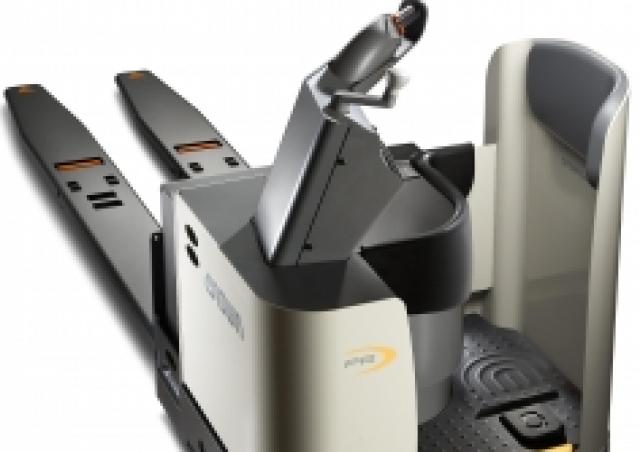 Crown PR 4500-60 Stand up rider pallet truck (2019 - 2025) | LECTURA Specs