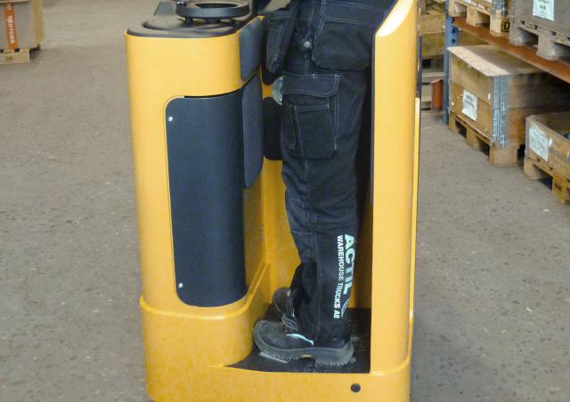 Actil Warehouse Trucks SAR 20N Stand up rider pallet truck (2021 - 2025 ...