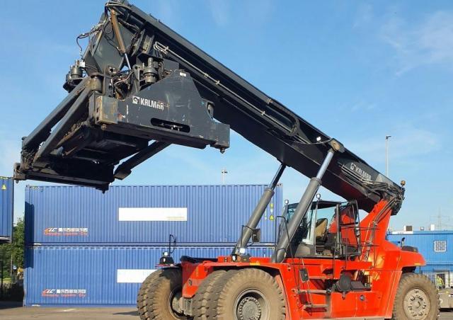 Kalmar DRG450-60C5X reach stacker specs [(year-year)] | LECTURA Specs
