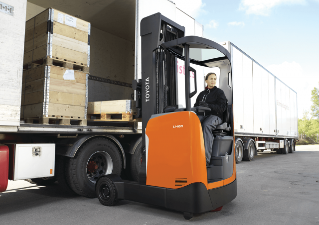 Toyota RRE 160 HR reach truck specs (2022 - 2025) | LECTURA Specs