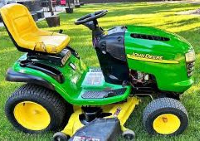 John Deere L130 Lawn Tractor 2003 2005 Specifications LECTURA Specs
