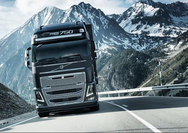 Volvo Trucks FH16.550 6x4 Rigid - T Ride (2022 - 2025) Truck Specs ...