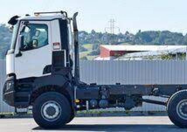 Renault K 440.35 6X6 R HEAVY E6 (2013 - 2022) Truck Specs & Dimensions ...