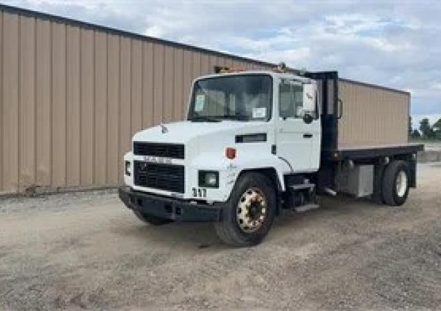 Mack MID-LINER 103" BBC Conventionl CS200 RVI E3-190 4x2 (1985 - 2001 ...