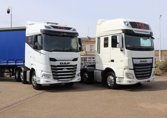 DAF XG 430 FAS Low Deck (2022 - 2025) Truck Specs & Dimensions ...
