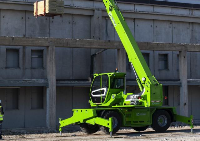 Merlo Roto 50.26 S PLUS rotating telehandler specs & dimensions (2022 ...