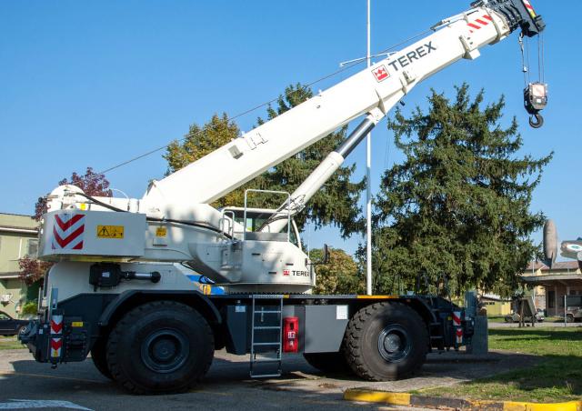 TEREX CRANES TRT 65 crane - load chart, specs & dimensions (2023 - 2025 ...
