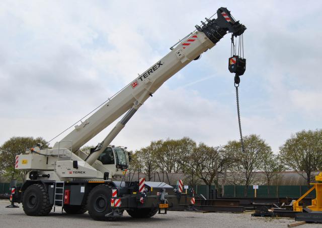TEREX CRANES TRT 80US crane - load chart, specs & dimensions (2023 ...