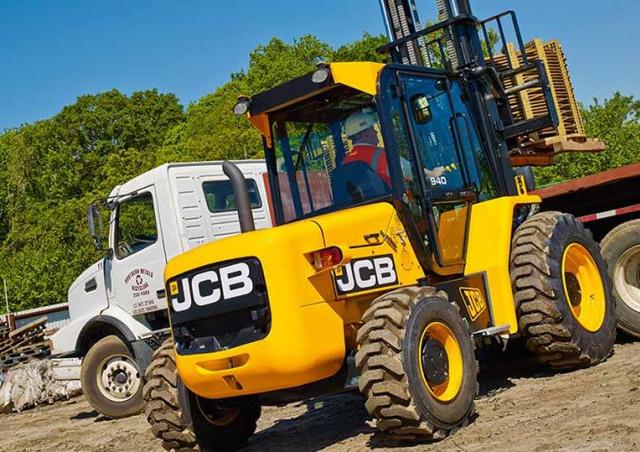 JCB 940 rough terrain forklift specs & dimensions (2014 - 2020 ...