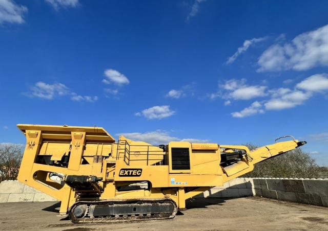 EXTEC C 12 Specifications & Technical Data (2003-2008) | LECTURA Specs