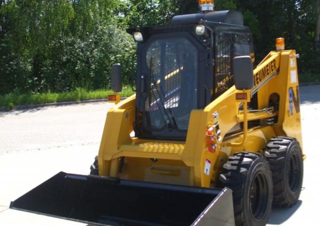 Neumeier N 50 Skid Steer Specs (2015 - 2024) | LECTURA Specs