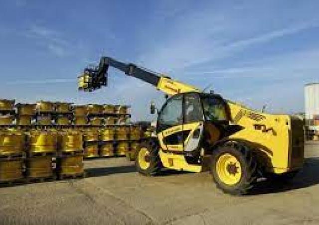 New Holland LM 1330 telehandler specs & dimensions (2005 - 2008 ...