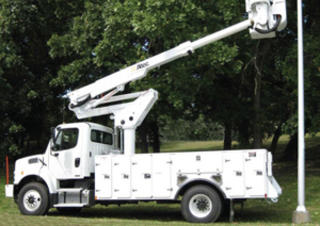 Altec TA40 Specs (2017 - 2023) | Trailer Mounted Articulating Boom ...