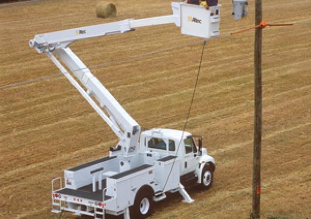Altec TA50 Specs (2017 - 2025) | Trailer Mounted Articulating Boom ...
