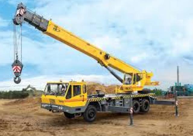Til TMS 830 crane - load chart, specs & dimensions (2020 - 2025 ...