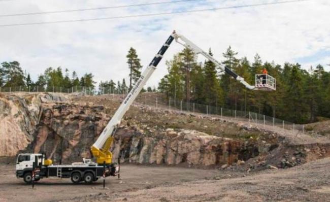 Bronto Skylift S 56 XR Specs (2013 - 2022) | Truck Mounted Telescopic ...