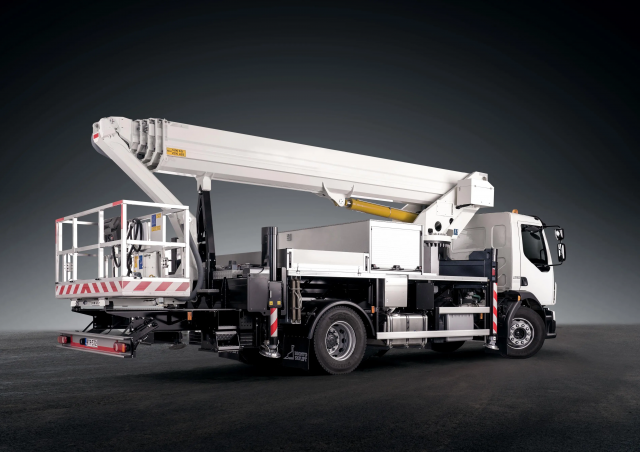 Bronto Skylift S35EM Specs (2019 - 2025) | Truck Mounted Telescopic ...