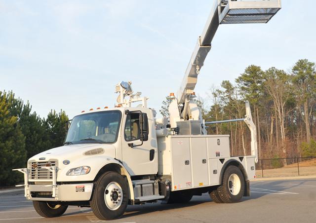 Altec T40P Specs (2017 - 2024) | Truck Mounted Telescopic Boom Lifts ...