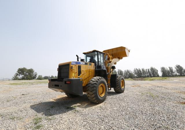 SEM 668D Wheel Loader Specs (2020 - 2025) | LECTURA Specs