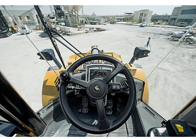 Caterpillar 950L Wheel Loader Specs & Dimensions (2019 - 2025 ...