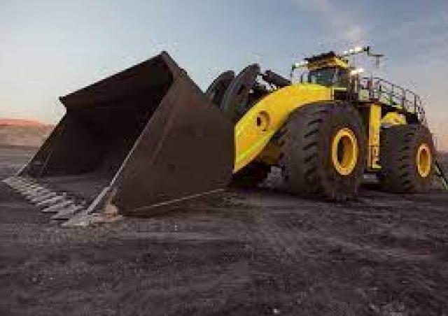 Komatsu P&H L-2350 Wheel Loader Specs (2021 - 2025) | LECTURA Specs