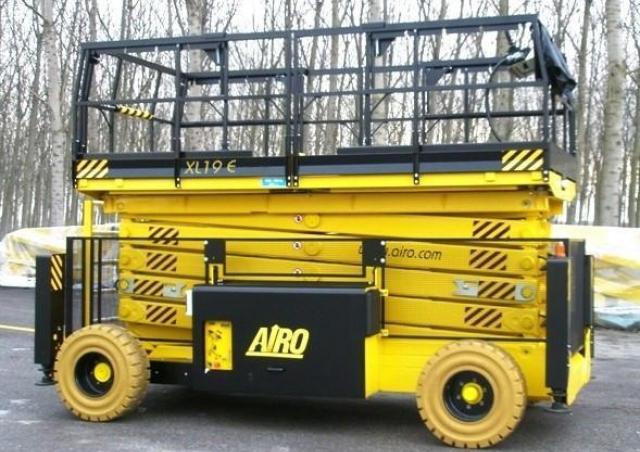 AIRO XL19 E Specs (2015 - 2021) | Wheeled scissor lifts | LECTURA Specs