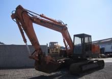 Case Poclain crawler excavators specs & dimensions | Diggers ...