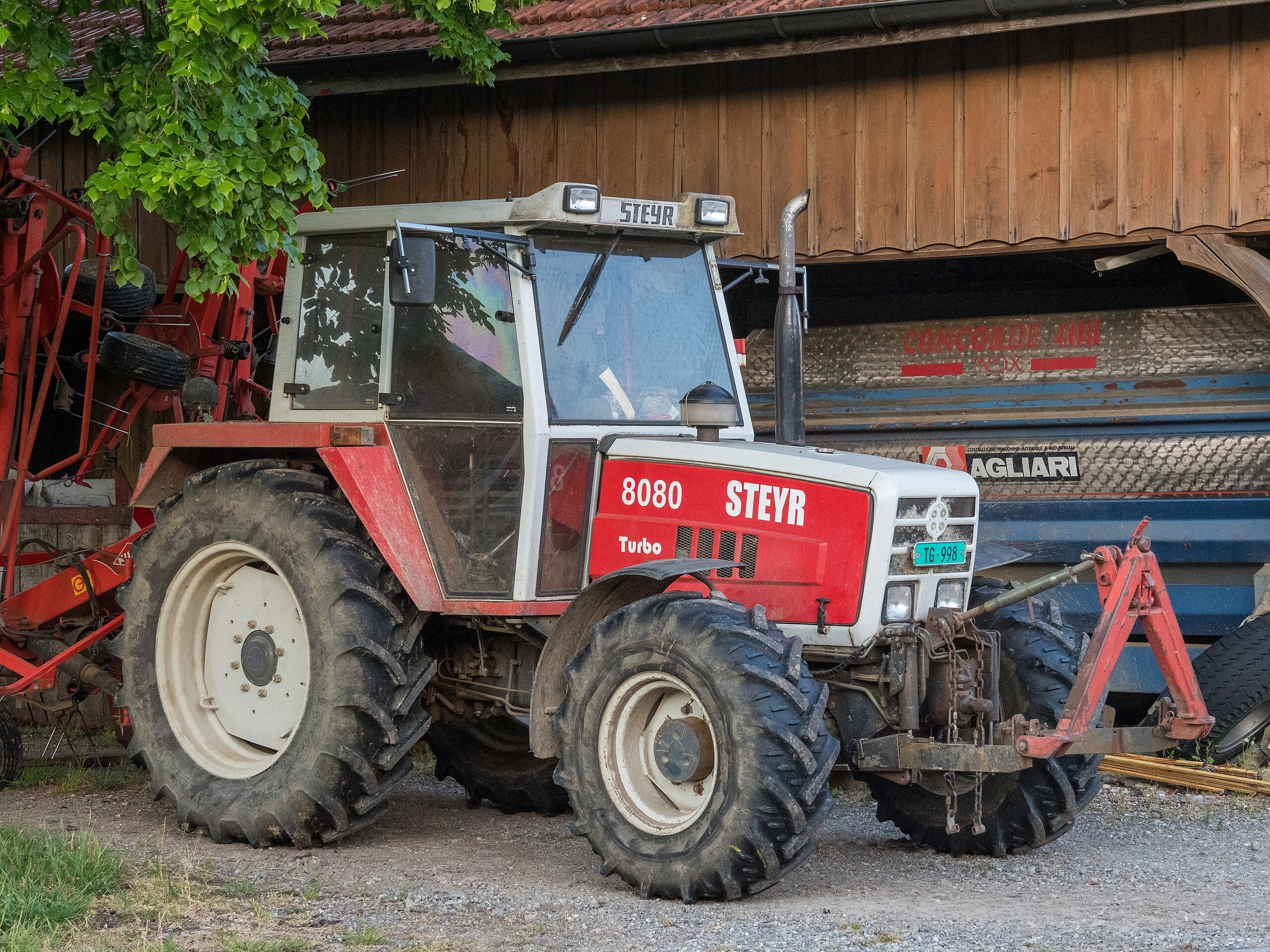 Steyr 8080 2WD Tractor Specs & Dimensions (1979 - 1992) | LECTURA Specs