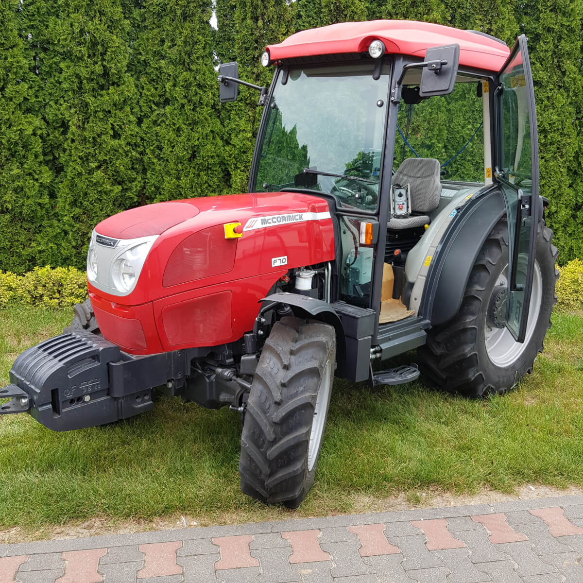 McCormick F 70-2 2WD Tractor Specs & Dimensions (2002 - 2013) | LECTURA ...