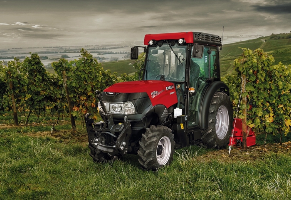 Case IH Farmall 110V 2WD Tractor Specs (2023 - 2025) | LECTURA Specs